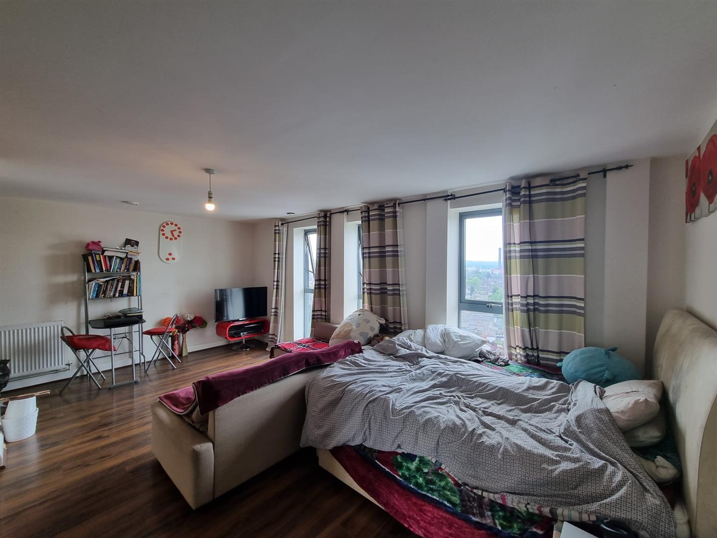 420 London Road, Croydon - James Chiltern